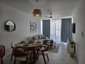 Spacious 2 Bedroom, 2 Bath Condo with Poolside View, Punta Cana (tarifs ...