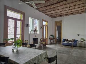 Casa Palermo - Elegant 5 bedroom House with Patio, Buenos Aires (tarifs ...
