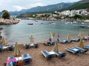 Luxury Paradise near Queen's Beach with View, Sveti Stefan (preços ...