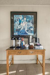 Ocean View Family Suite with Kitchen - Pool and Hot Tub, Ocean Shores ...