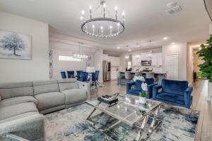 Modern Luxury Home Near Dallas - Open Concept, Forney (aktualisierte ...
