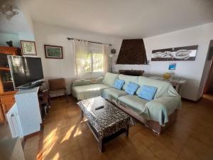 Ocean view house in the heart of nature, 1000 m from the beach, Tossa ...