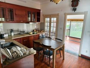 West Lake Villa, Lake View, Garage, Tea Cozy Home, Hanoï (tarifs ...