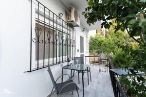 'Queen Elisabeth' Modern House near Metro, Αθήνα (ενημερωμένες τιμές ...