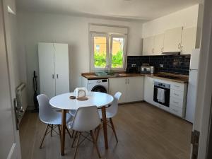 Two-bedroom apartment in Aldán, Aldán (tarifs actualisés pour 2026)