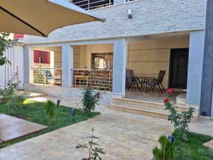 Villa Imouzzer Kandar - Piscine Privée - Proche Ifrane & Atlas & Fes ...