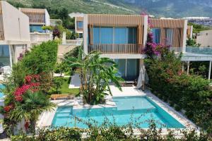 Jungle modern villa with pool in Green Coast, Palasë (aktualisierte ...