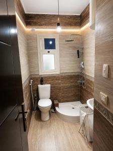 Luxury Pool View Chalet Stella Heights North Coast，阿莱曼（2026最新房价）