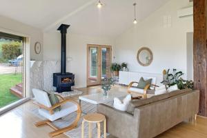 Cedar & Mist, Sauna, Hot Tub =& Mt Buller Views, Mansfield (precios ...