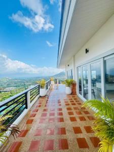 Choeng Mon 4-BR 3-Storey Infinity Pool Villa Koh Samui VVS36, Koh Samui ...