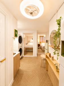 NEW OPEN Quiet Private Stay near Jamsil, COEX & Lotte Tower Hotel ...