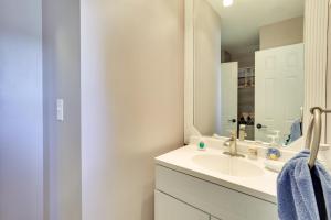 7 Mi to Kansas City Arrowhead GEHA Stadium!, Independence (updated ...