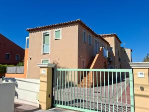 Cozy studio with panoramic view, Hyères (opdaterede priser for 2026)