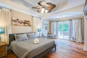 Lakefront home with private beach, dock, deck, kayaks, game room ...