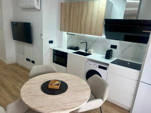 Modern Apartment in the Heart of Ciutat Vella, Valencia (precios ...