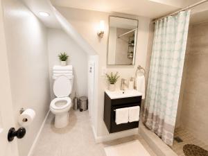 Historic Barn View Newton House - Ground FL unit, Newton (precios ...