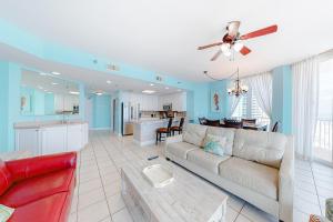 Corner Condo w Amazing Gulf-Front Views Balcony & Shared Pools Hot Tubs ...