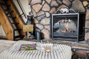 Above The Clouds by Beyond Expectations with Pool, Sevierville (precios ...