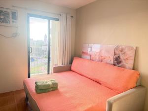 One Oasis 2 Bedroom Unit w Basement Parking 5Pax, Lapasan ...