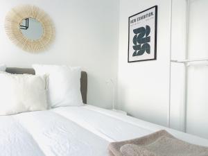 Studio moderne et calme - Parking - Naval Group, Lanester (precios ...