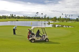 Eastwood Valley Golf & Country Club, Miri (updated prices 2024)