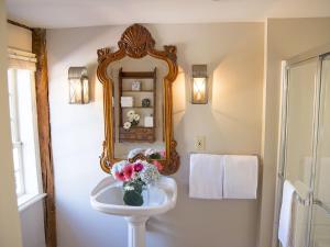 Three Chimneys Inn, Durham (updated prices 2025)