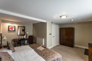 The Plough Inn & Restaurant, Congleton (updated prices 2025)