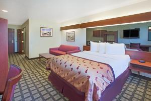 Microtel Inn & Suites by Wyndham Holland, Holland (updated prices 2025)