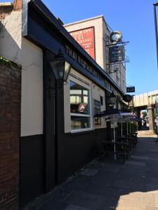 The Bridge Inn, Isleworth (updated prices 2025)