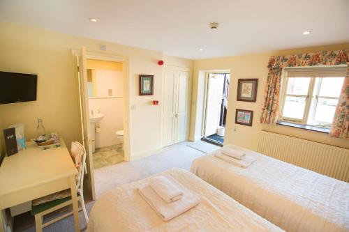The Talbot Inn, Cirencester – Updated 2023 Prices