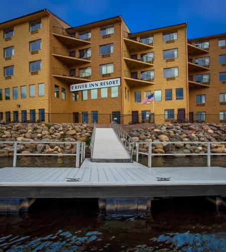 The VUE Boutique Hotel & Boathouse, Wisconsin Dells (updated prices 2025)