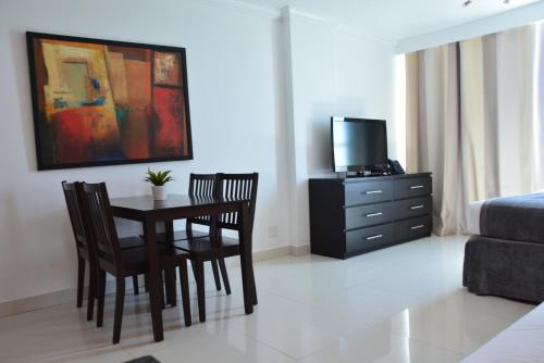 New Point Miami Beach Apartments, Miami Beach (updated prices 2025)