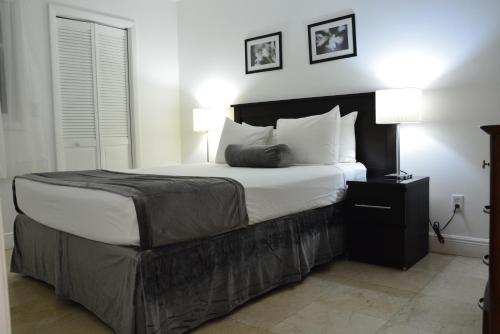 New Point Miami Beach Apartments, Miami Beach (updated prices 2025)