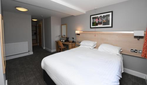 Crown, Droitwich by Marston's Inns, Droitwich – Updated 2024 Prices