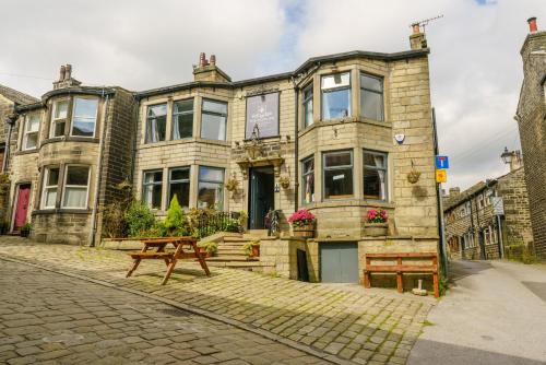 The Cross Inn, Hebden Bridge (updated prices 2025)
