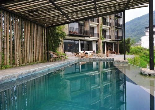 Yangshuo Sudder Street Guesthouse, Yangshuo (updated prices 2025)