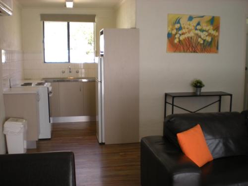 Willow Dene Holiday Apartments, Bright