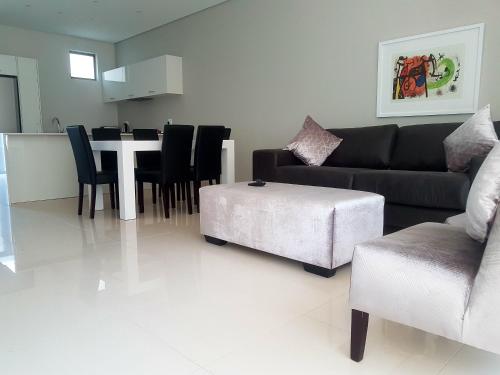 Daisy Place, Johannesburg (updated prices 2025)