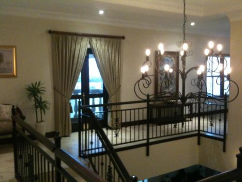 Roman Retreat, Cape Town – Updated 2024 Prices