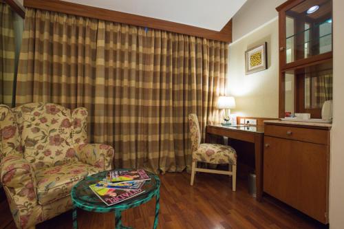 Residency Club, Pune (updated prices 2025)