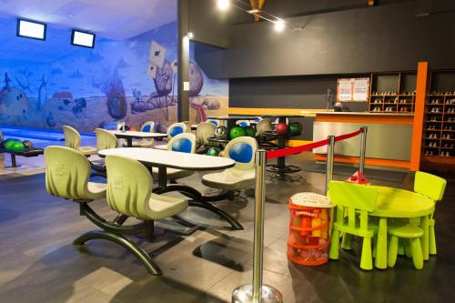 Kukubara Bowling Center, Myszków (updated prices 2024)