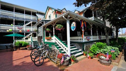 Pequot Hotel, Oak Bluffs (updated prices 2024)