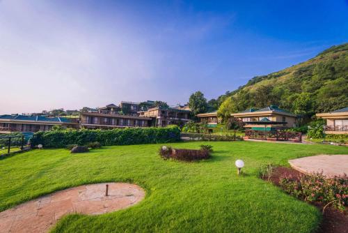 Upper Deck Resort, Lonavala, India - Booking.com
