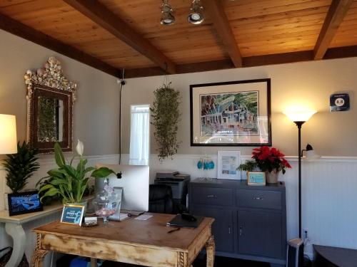Pleasant Inn, Morro Bay (updated prices 2025)
