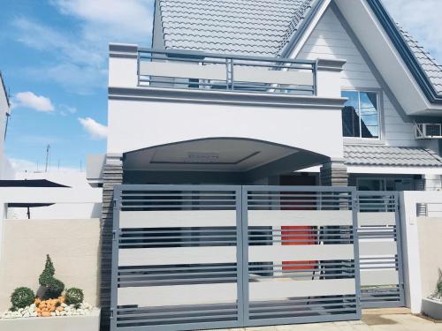 Hillary Timog Park Homes, Angeles (updated prices 2024)