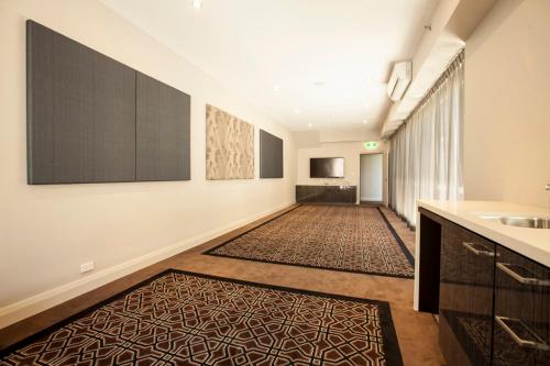 Avonmore On The Park Boutique Hotel, Sydney (updated prices 2025)