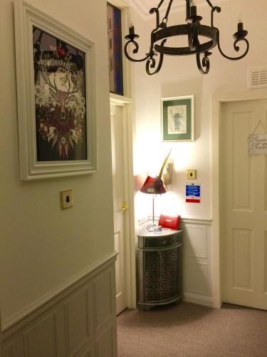 The Bonnie Bide Awa', Edinburgh (updated prices 2025)