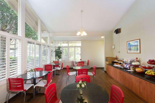 Ramada by Wyndham Santa Barbara, Santa Barbara – Updated 2023 Prices