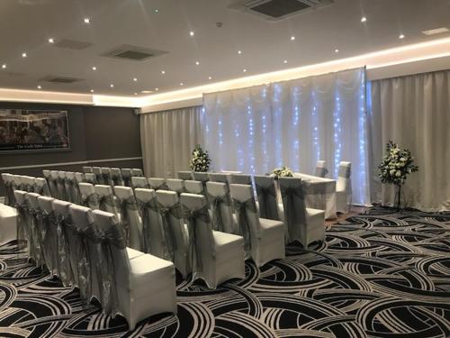 The Castle Hotel Neath, Neath – Updated 2023 Prices