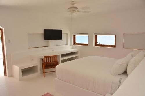 Pattoo Castle, Negril (updated prices 2025)